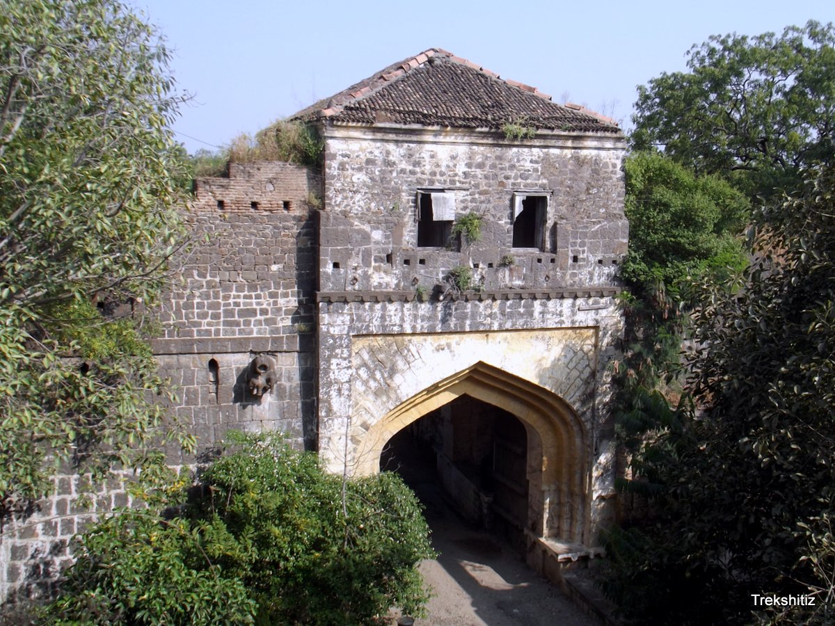 Nagar Fort